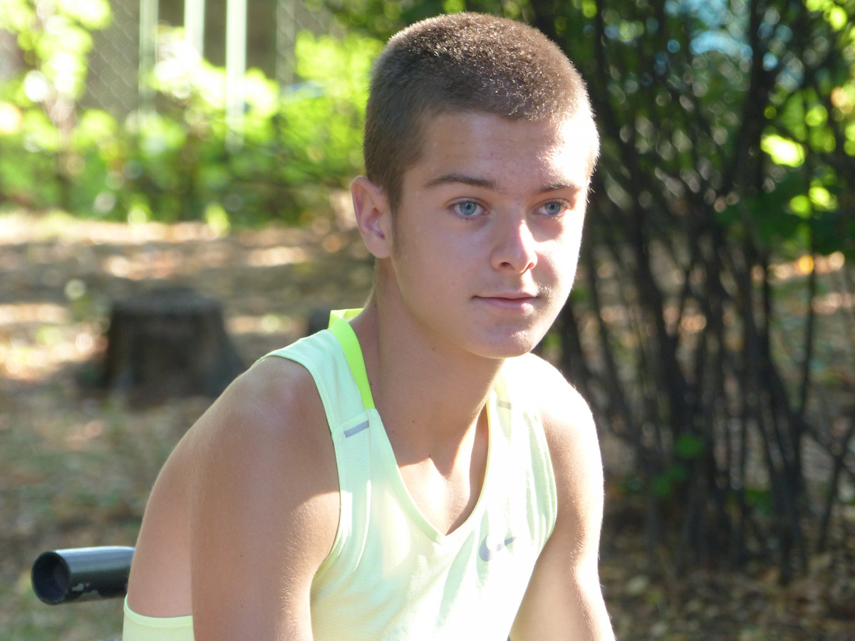 15-годишният Мартин от Дупница атакува един от най-старите национални ...