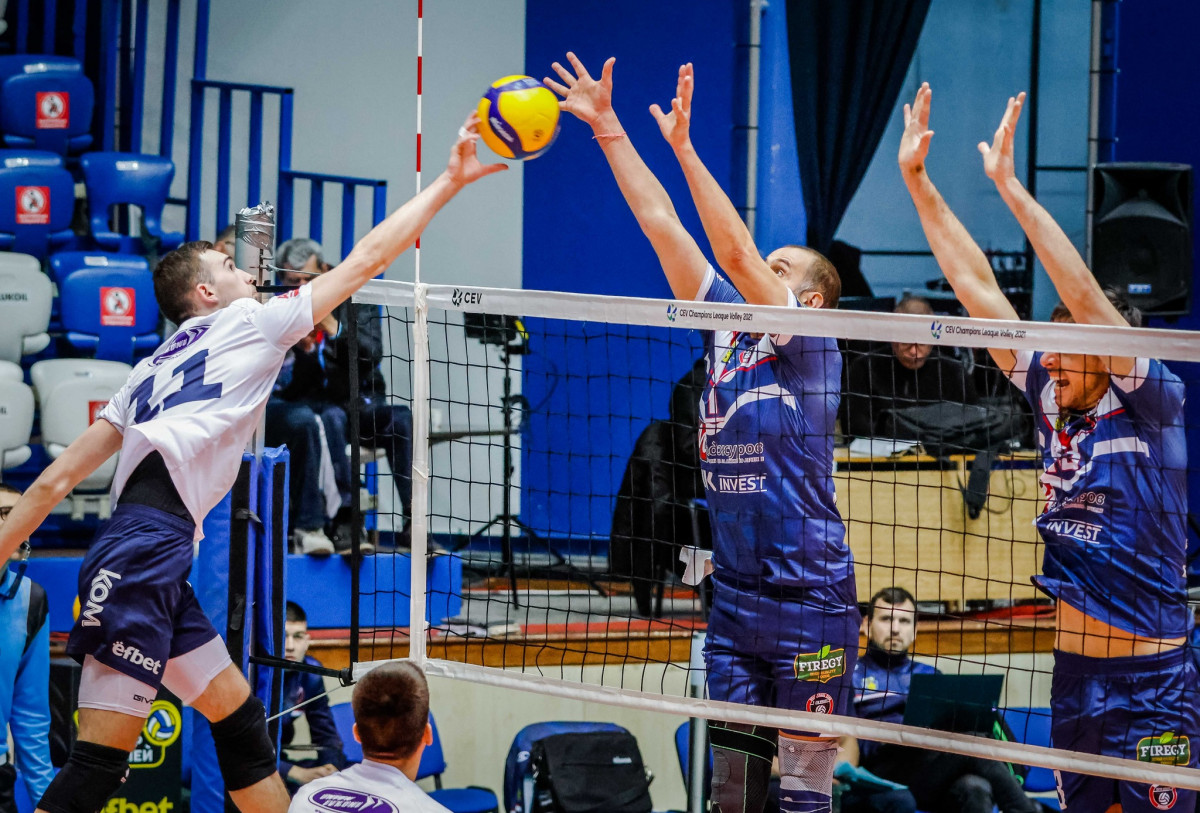 Марек Юнион-Ивкони потъна и в Бургас - Largoto.bg - Онлайн площадът на Дупница и Околията