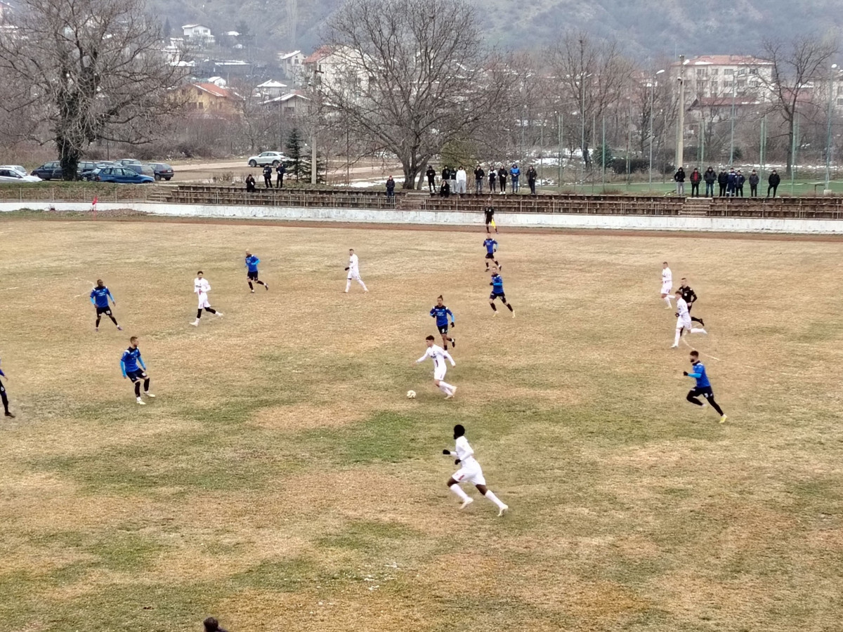 Марек загуби първата контрола, французин с дебют - Largoto.bg - Онлайн площадът на Дупница и ...