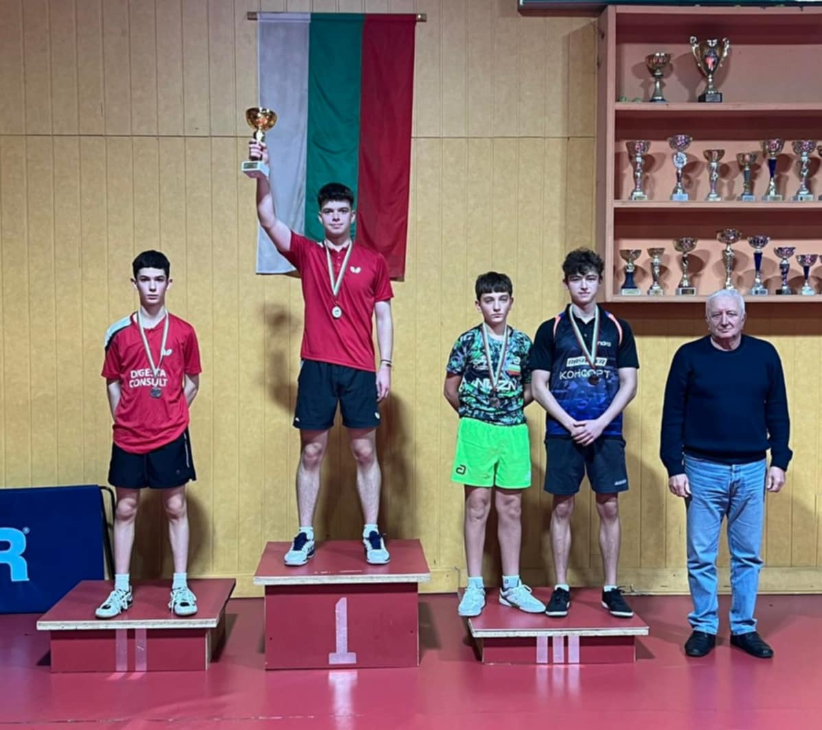 Стефан Димитров от Марек-Дигеста - шампион и носител на Купа България - Largoto.bg - Онлайн ...